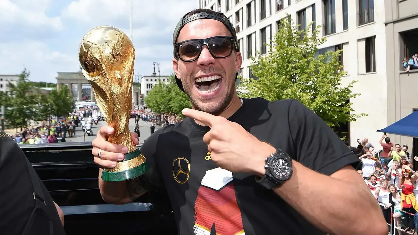To koniec wielkiej kariery. Lukas Podolski podjął ostateczną decyzję ...